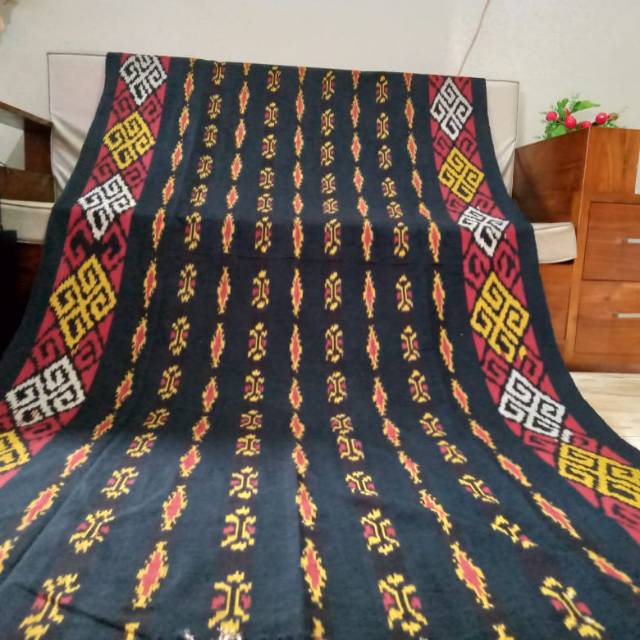 Jual Kain Tenun Ikat Etnik Blangket Halus nusantara SALE tenun Toraja ...