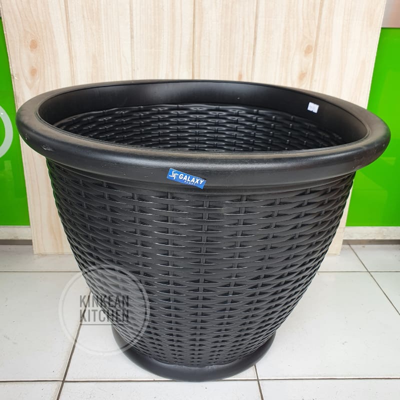 Jual POT BUNGA JUMBO BESAR MOTIF ANYAM PLASTIK TEBAL - GALAXY | Shopee ...
