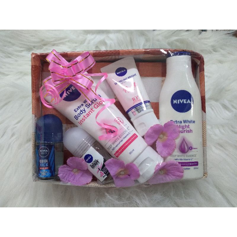 Jual PAKET HAMPERS NIVEA BODY CARE/PAKET KADO/PAKET WISUDA/kado ultah ...