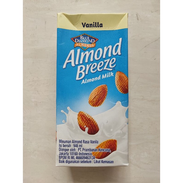 Jual susu uht milk almond breeze 946ml blue diamond | Shopee Indonesia