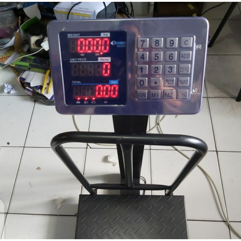 Jual timbangan duduk digital benz werkz 100kg | Shopee Indonesia