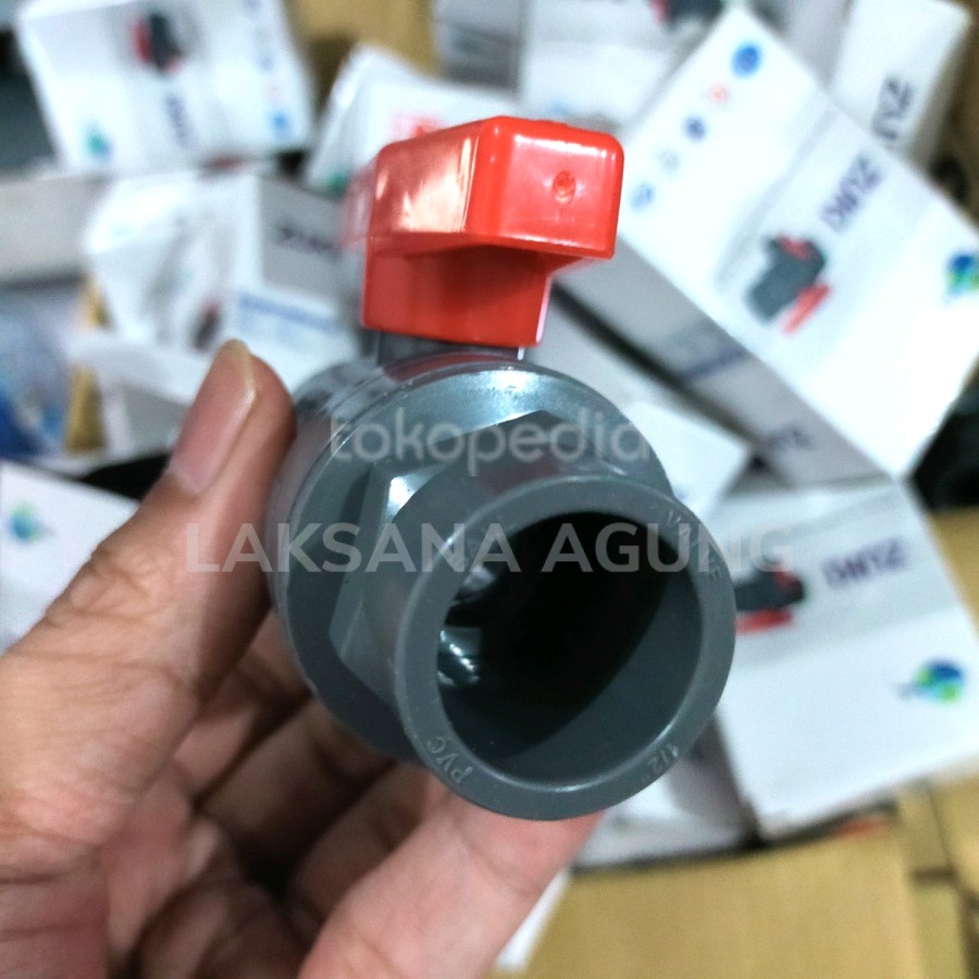 Jual Stop kran pvc 1" Socket | Ball valve Pvc 1 inch Merk CM Taiwan | Shopee Indonesia