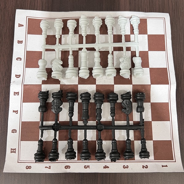 Jual Catur Mini Mainan Anak-Anak Bahan Plastik Papan Catur Kecil Chess ...