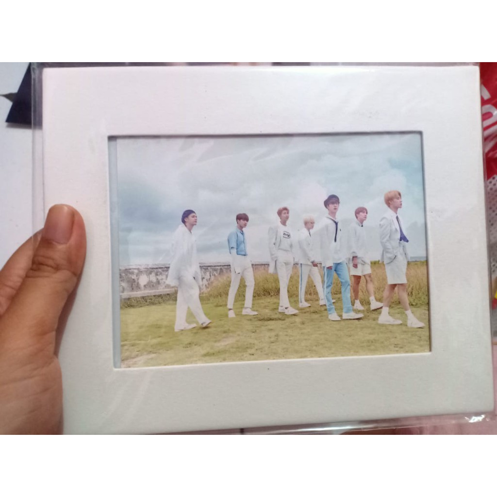 Jual BTS frame ( season greeting 2018 ) | Shopee Indonesia