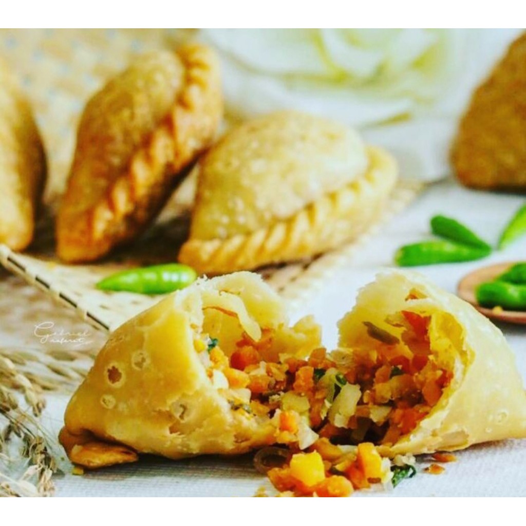 Jual Pastel Setengah Mateng (satuan) | Shopee Indonesia