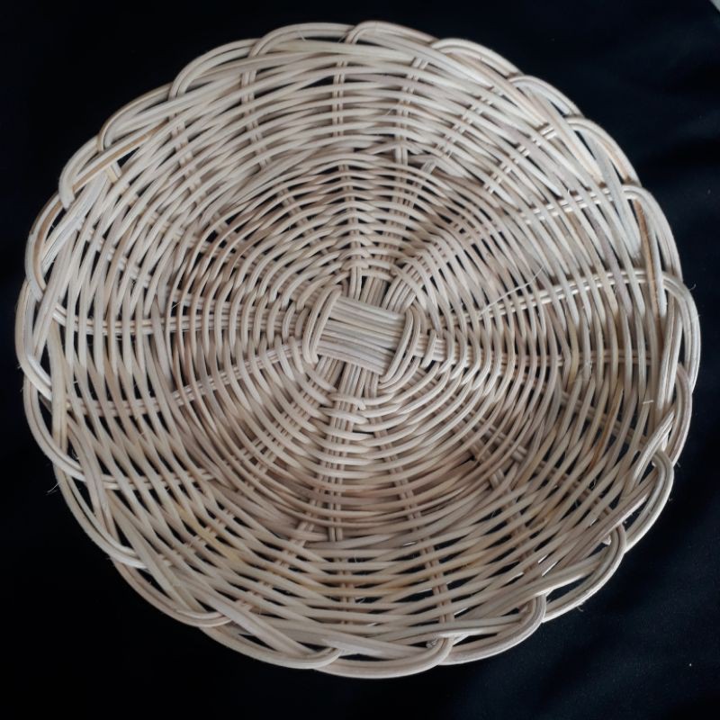 Jual Piring rotan/ Piring ayaman rotan/ Piring Anyaman Rotan Asli ...