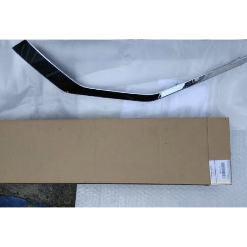 Jual list chrome xpander bagian bawah original 6407a187 6407a168 ...