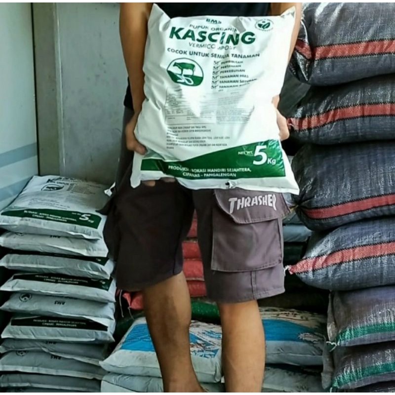 Jual Pupuk organik kascing karungan 5 kg, pupuk murni subur (bekas ...