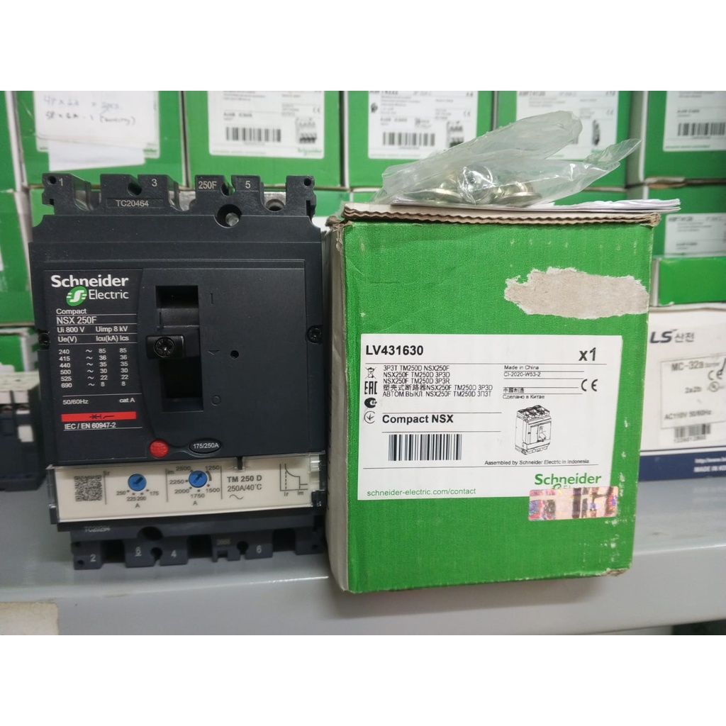 Jual MCCB 36KA NSX 250F 250A NSX250F TMD LV431630 SCHNEIDER | Shopee ...