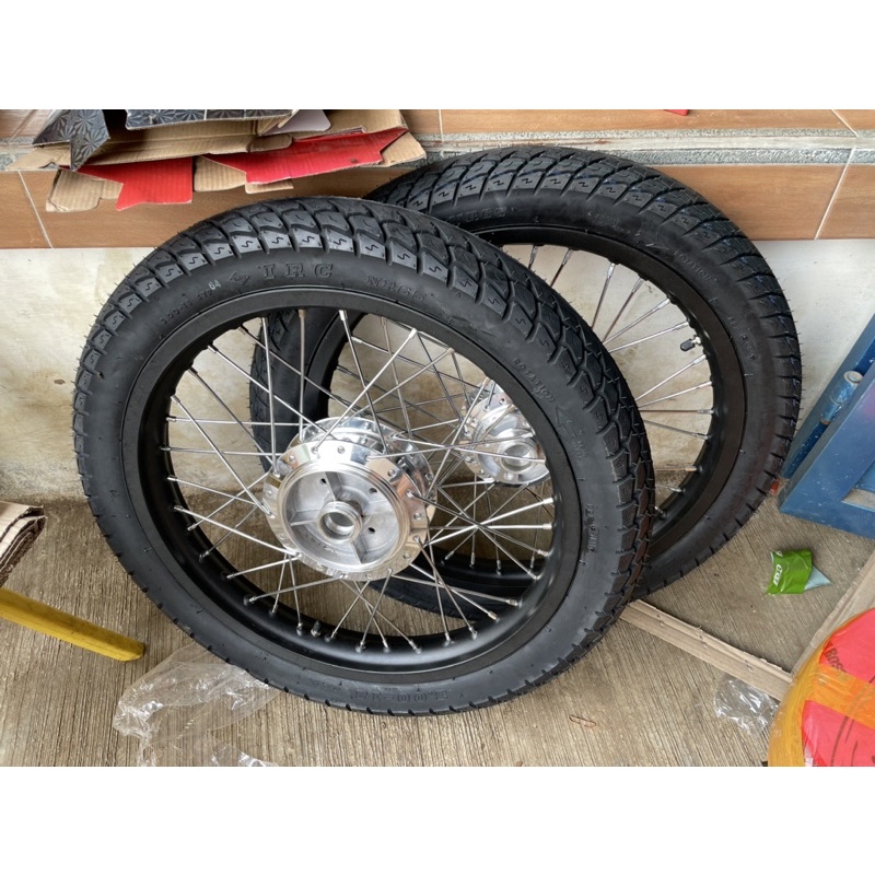 Jual velg rx King ring v Rossi ring 18 plus ban NR 65 | Shopee Indonesia