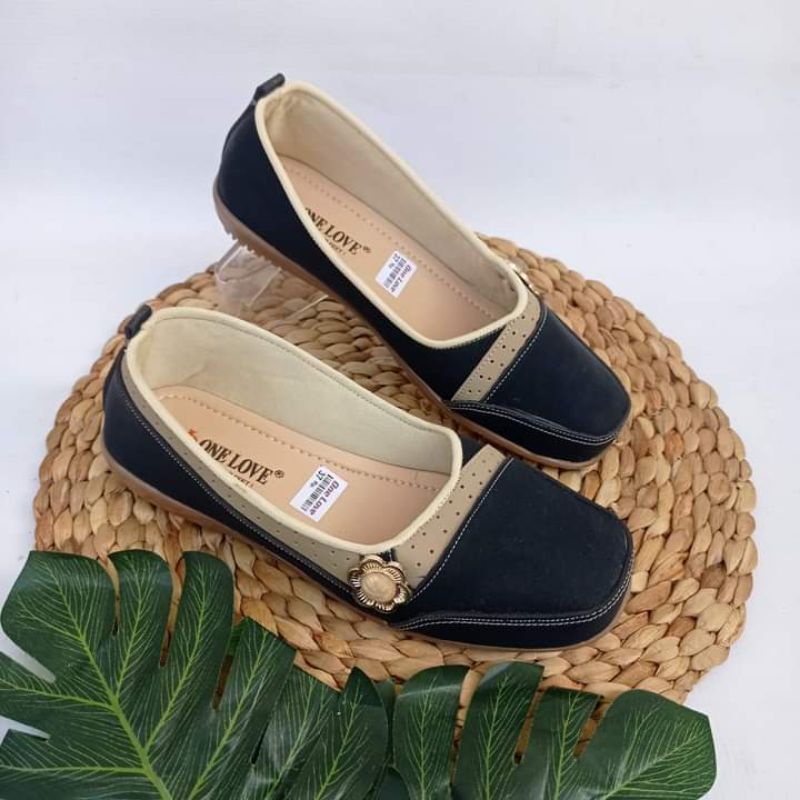 Jual One Love Sepatu Wanita Flat Shoes Cewe Terbaru 100% Original ...