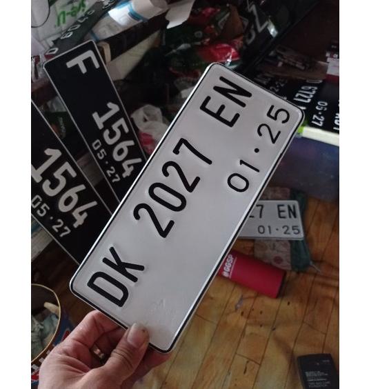 Jual Koleksi Terbaru.. PLAT NOMOR MOTOR BARU DASAR PUTIH TULISAN HITAM ...