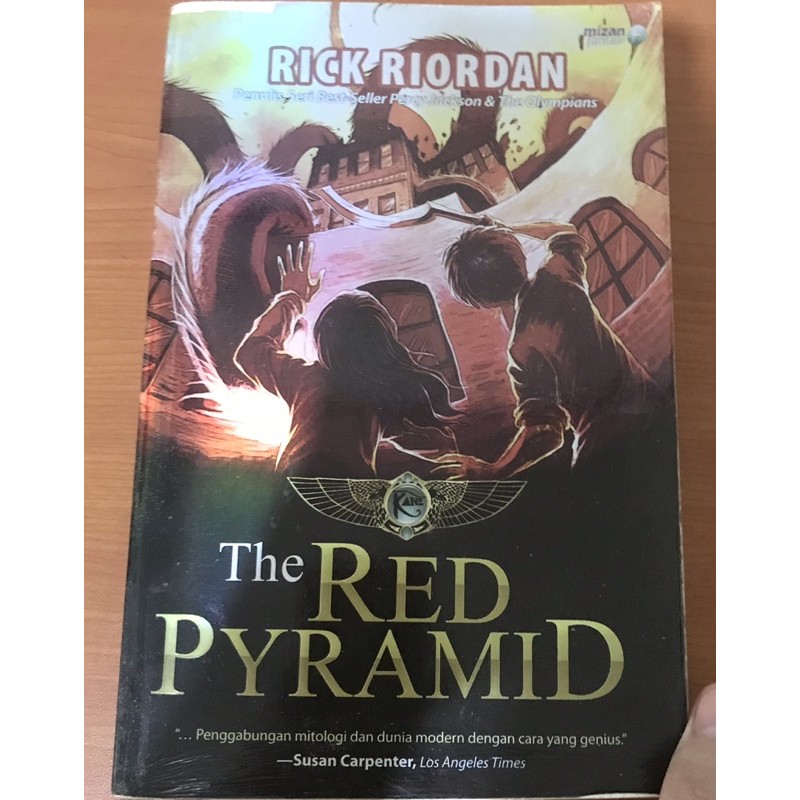 Jual The Red Pyramid - The Kane Chronicles Rick Riordan | Shopee Indonesia