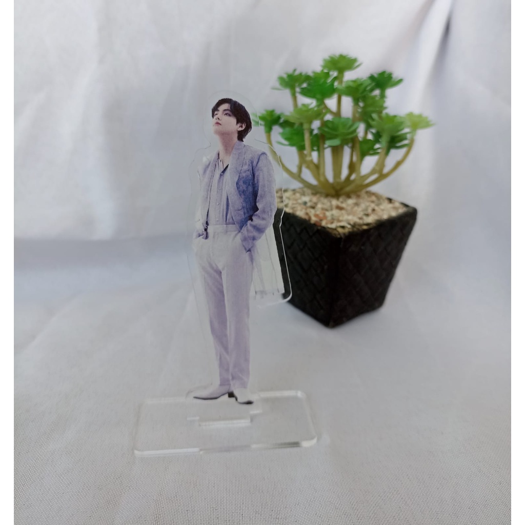 Jual Standee custom - Standee BTS DOOR - Akrilik BTS - Standee KPOP ...