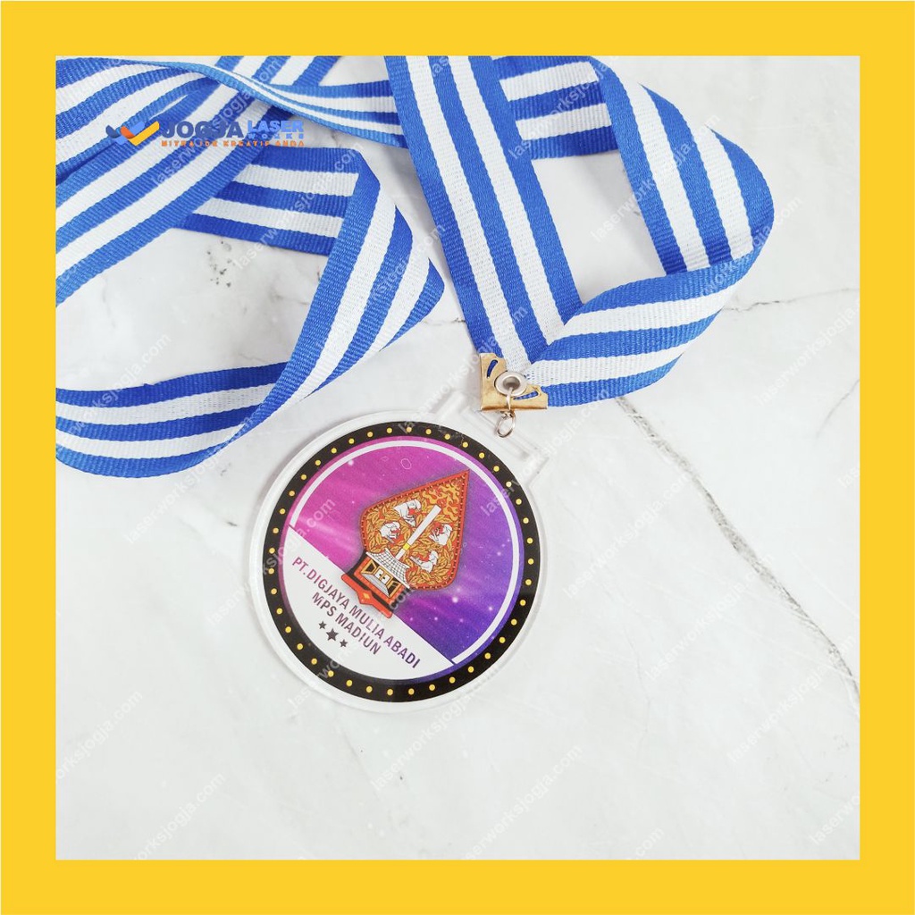Jual Medali Akrilik Full Print Medali Wisuda Kelulusan Custom | Shopee ...