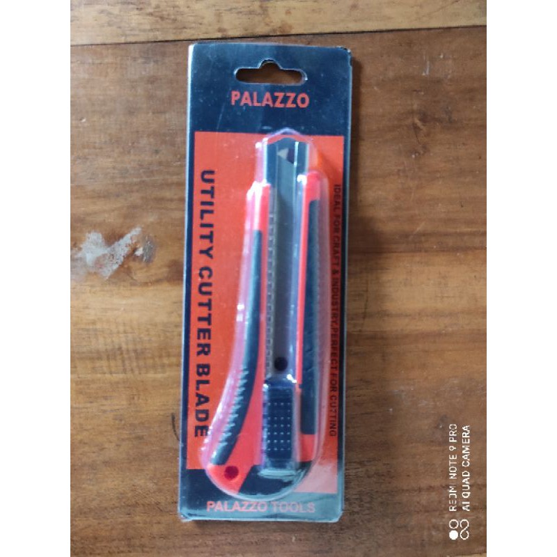 Jual Palazzo Pisau Cutter Besar Autolock Pemotong kertas kardus plastik ...