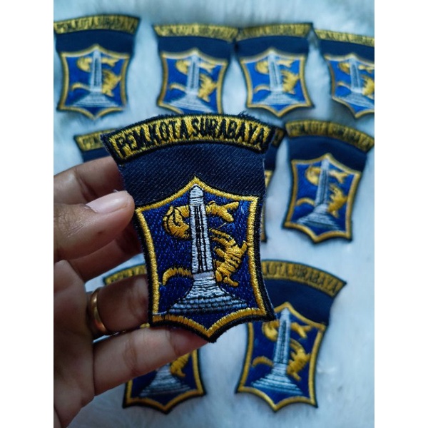 Jual Badge Pemkot Surabaya / Badge PNS Surabaya / Emblem Pemkot ...