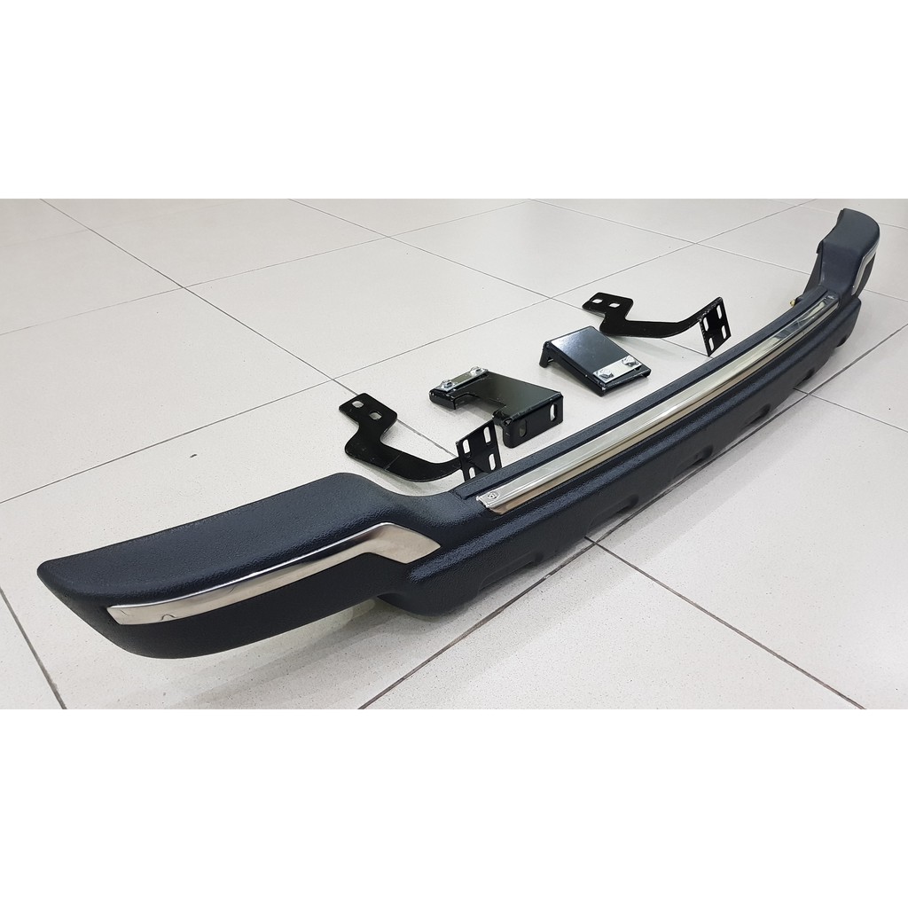 Jual BUMPER BELAKANG TOYOTA GRAND INNOVA 2012 - 2015 PLASTIK FULL SET ...