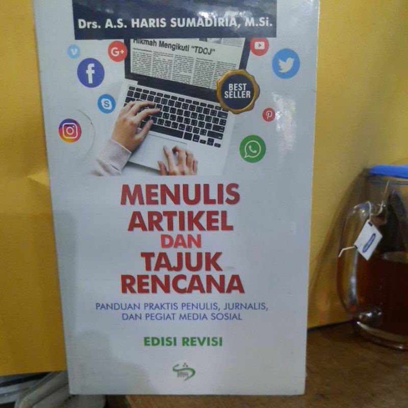 Jual Menulis artikel dan tajuk rencana. | Shopee Indonesia