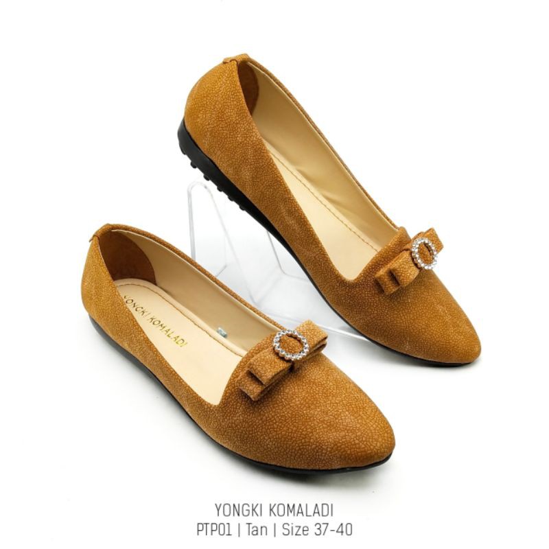 Jual SEPATU WANITA FLATSHOES YONGKI KOMALADI 282160 | Shopee Indonesia