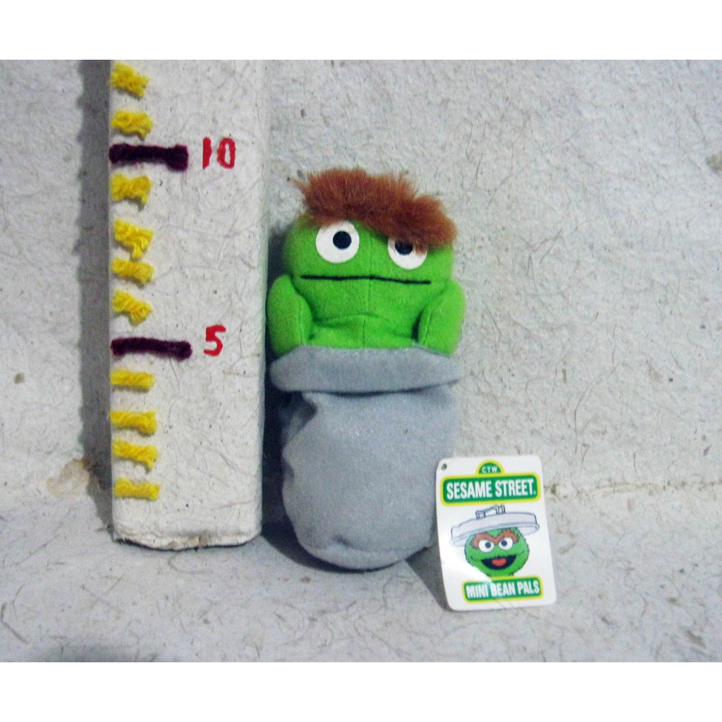 Jual Boneka Oscar The Grouch Original Sesame Street Mini Bean Pals ...