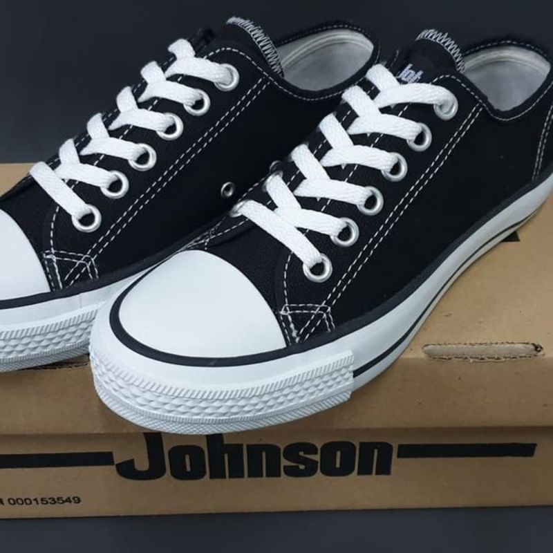 Jual Sepatu Sekolah Johnson Basic Low PALING MURAH | Shopee Indonesia