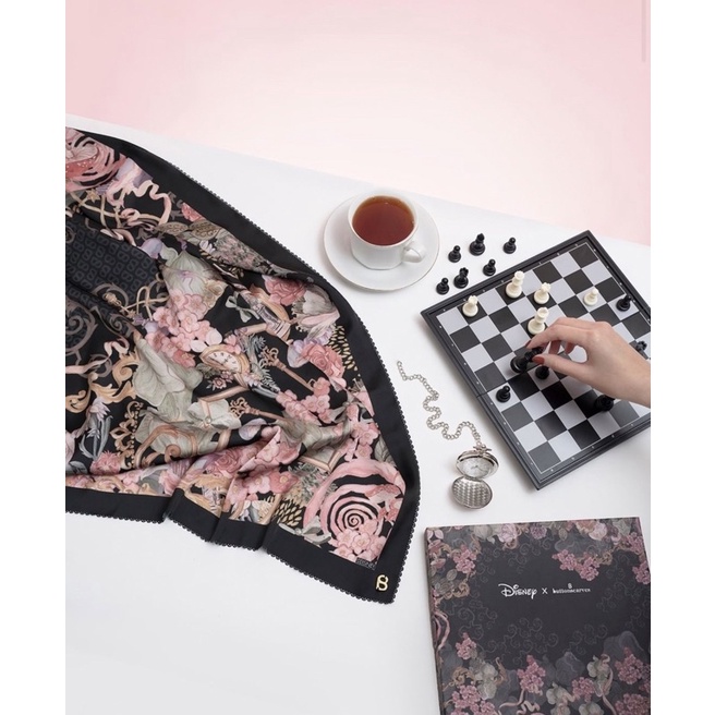 Jual buttonscarves x disney wonderland series alice Caviar | Shopee ...