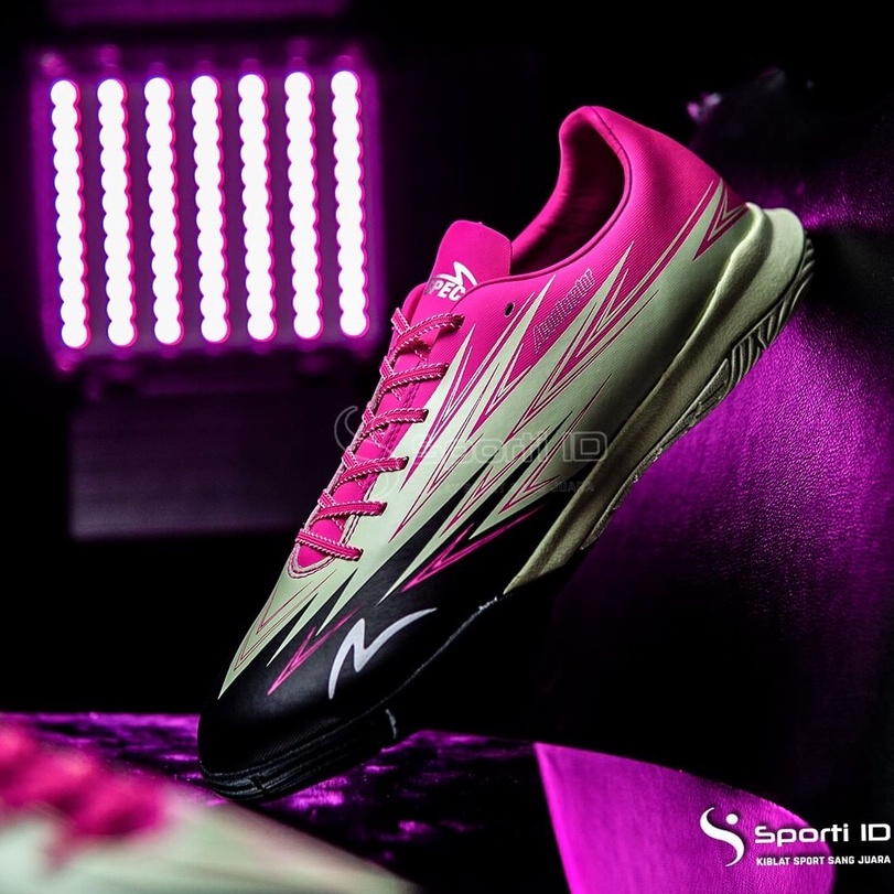 Jual Sepatu Futsal Specs Lightspeed 3 IN - Jet Black Pink Glo 402160 ...