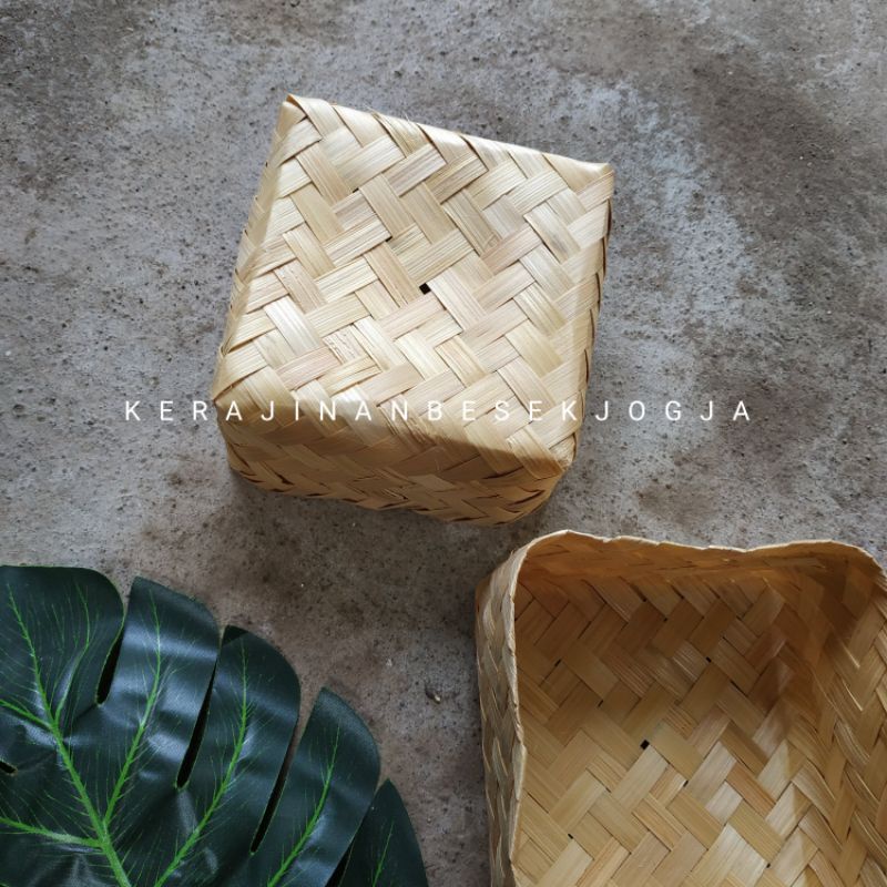 Jual SEPASANG BESEK 12x12x7CM NATURAL/ besek anyaman bambu/ besek mini ...