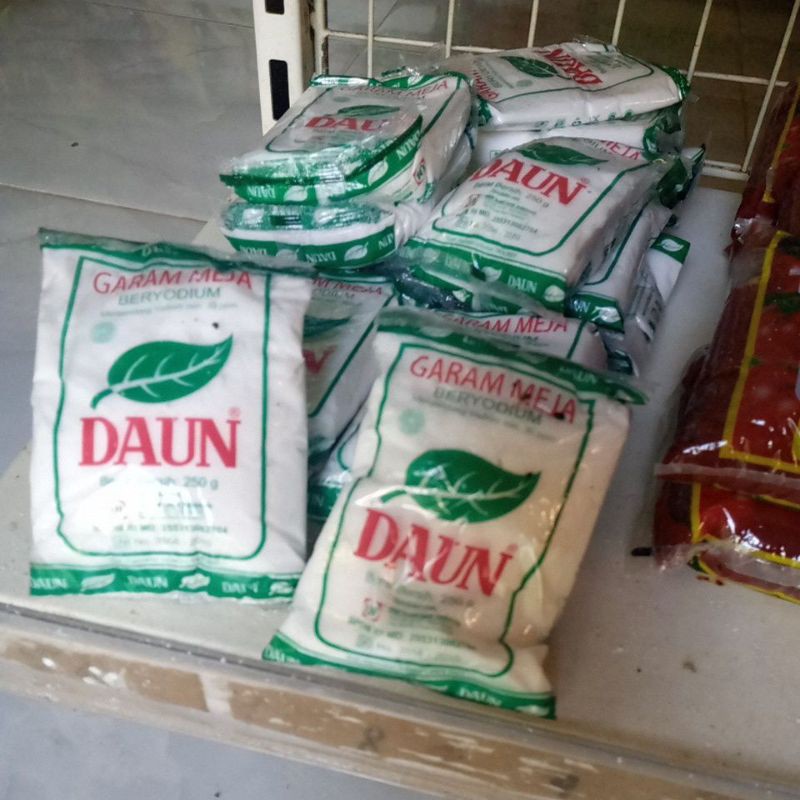 Jual garam halus merek daun beryodium jempol meja pelajar dll | Shopee ...