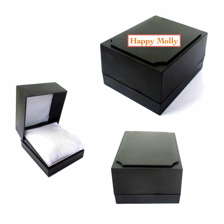 Jual Kotak atau Box Jam Tangan dengan Bantalan - Hitam | Shopee Indonesia