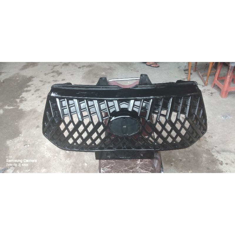 Jual grill innova reborn model lexus | Shopee Indonesia
