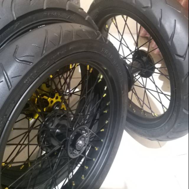 Jual wheelset Velg supermoto klx150 dtracker150 velg sprint xd 250 300 ...