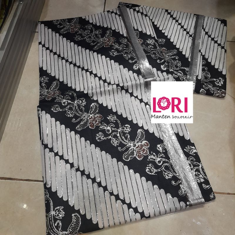 Jual Jarik Manten Sunda Motif Lereng Stick Putih Prada Silver | Shopee ...