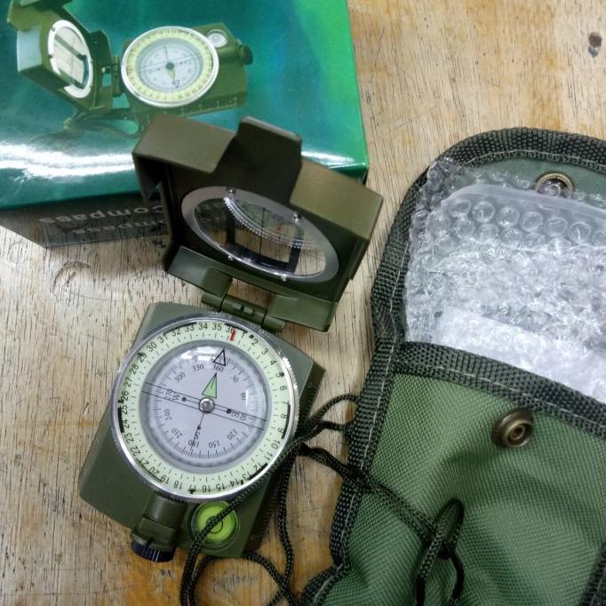 Jual compas Kompas Militer Penampakan Bercahaya Lensatic Tahan Ai ...
