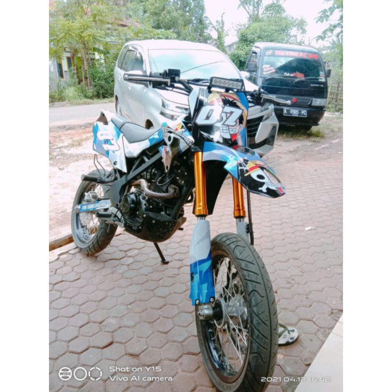 Jual Stiker Decal D'TRACKER-DT07 | Shopee Indonesia