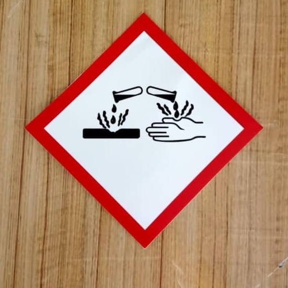 Jual STICKER RAMBU KOROSIF SYMBOL LIMBAH B3 | Shopee Indonesia