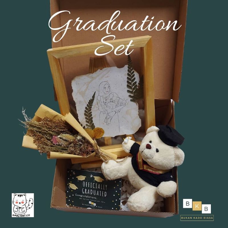 Jual Graduation Set | Shopee Indonesia