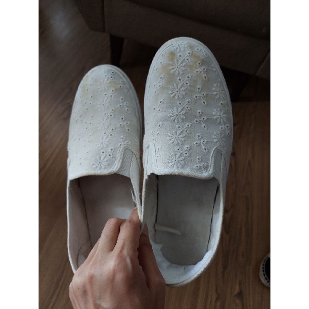 Jual sepatu putih (sold) | Shopee Indonesia