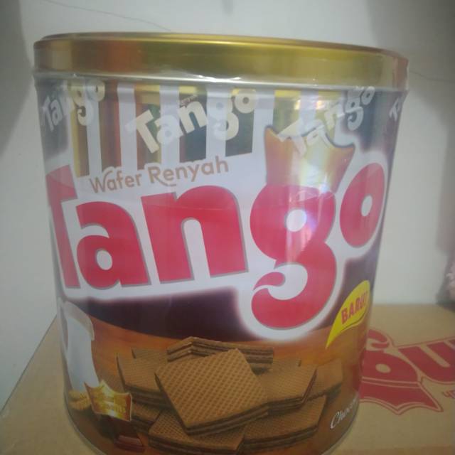 Jual Tango Kaleng varian coklat 310g | Shopee Indonesia