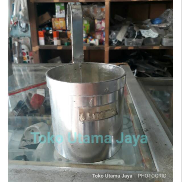 Jual Canting Minyak 1/2 Liter / Literan Minyak 1/2 Liter / Takaran ...