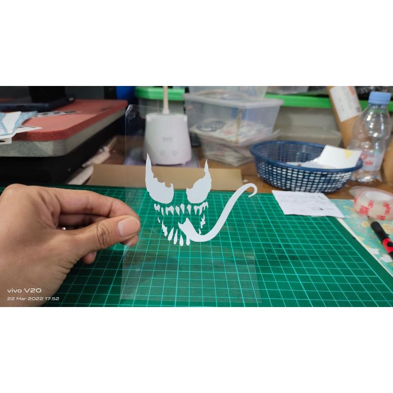 Jual STIKER VENOM 3 CUTTING BAHAN ORACAL CUSTOM LOGO DLL | Shopee Indonesia