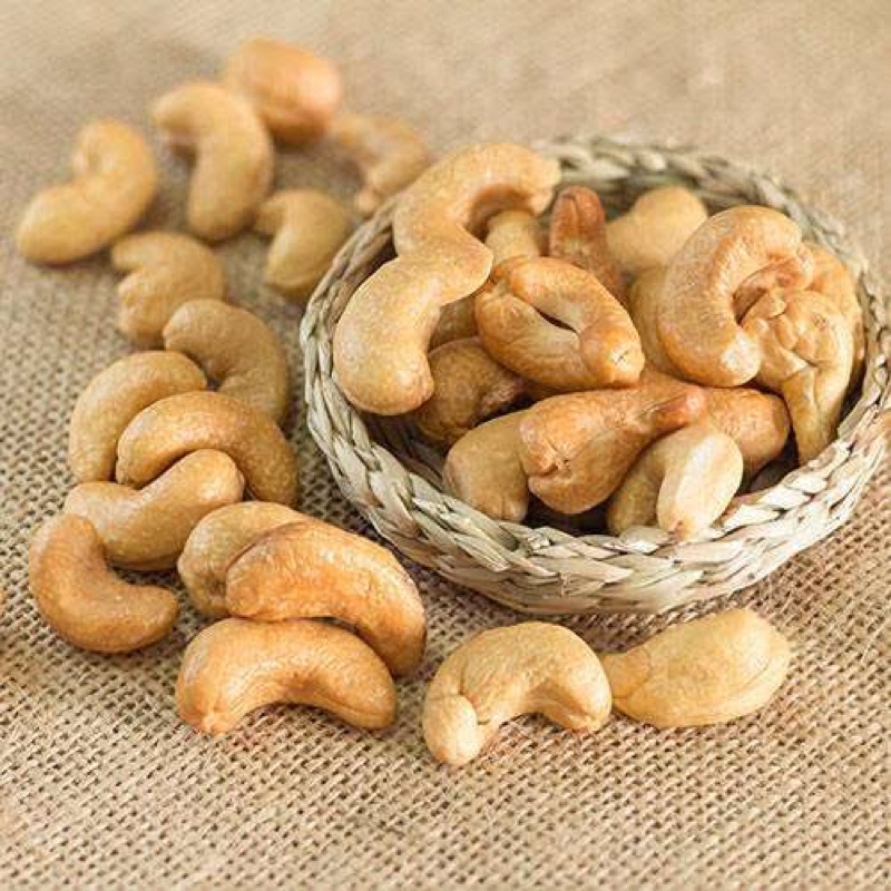 Jual Kacang Mede atau Kacang Mete Matang, mentah, kacang mete rasa 1000 ...