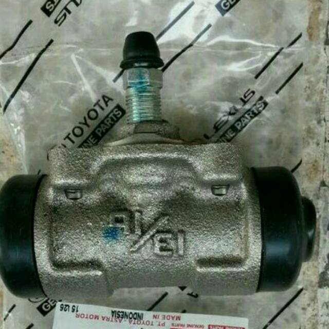 Jual Wheel Cylinder Belakang Toyota Kijang Innova Original Aisin ...