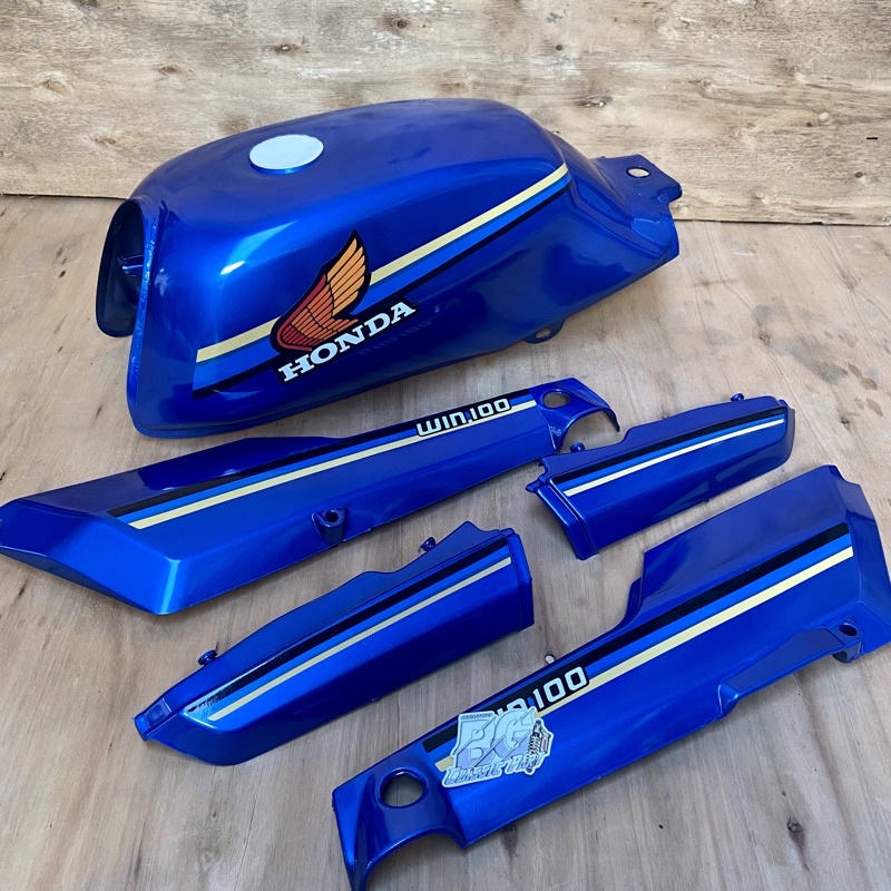 Jual Tangki honda win 100 warna biru sepaket body win set bok aki win ...