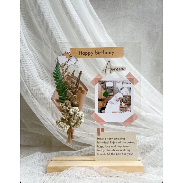 Jual kado akrilik custom/ kado ulang tahun akrilik/ kado wisuda akrilik ...