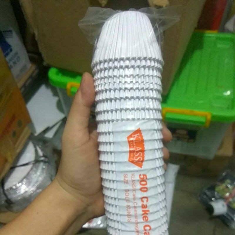 Jual Cup kue Kertas / Cake cases cup cake case Klassi size 55mm, 70mm ...