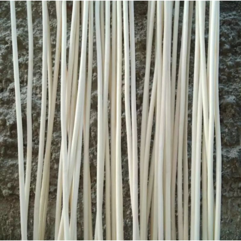 Jual Stik rotan kupas 5-6mm panjang 1 meter isi 5pc | Shopee Indonesia