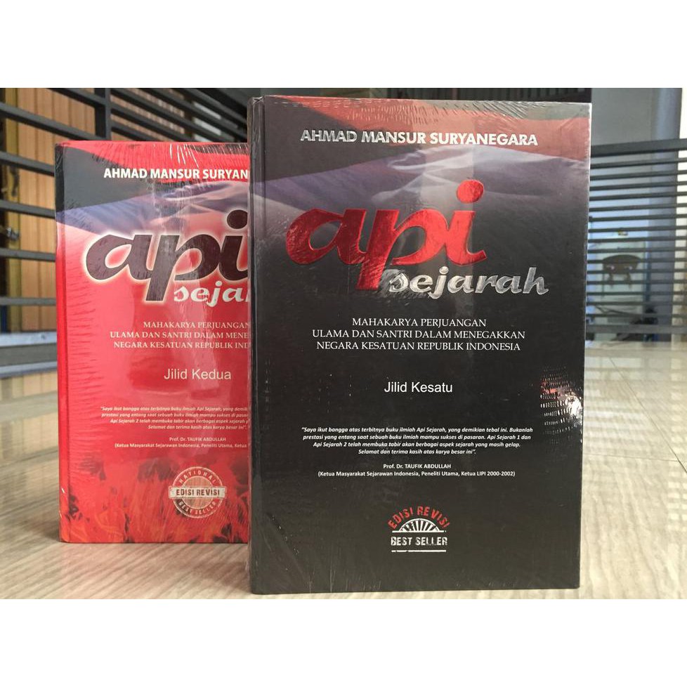 Jual Api Sejarah 1 Set 2 Jilid - 100% Original. Hard Cover Super Sale ...