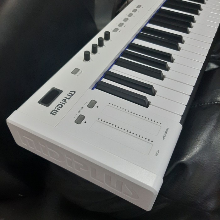 Jual Promo Harga Murah MIDIPLUS X6 61 KEYS PORTABLE KEYBOARD MIDI ...